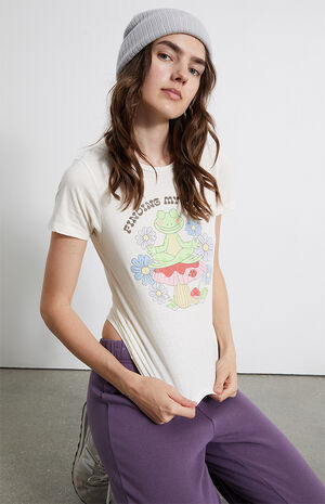 Golden Hour Find My Peace Frog T-Shirt | PacSun