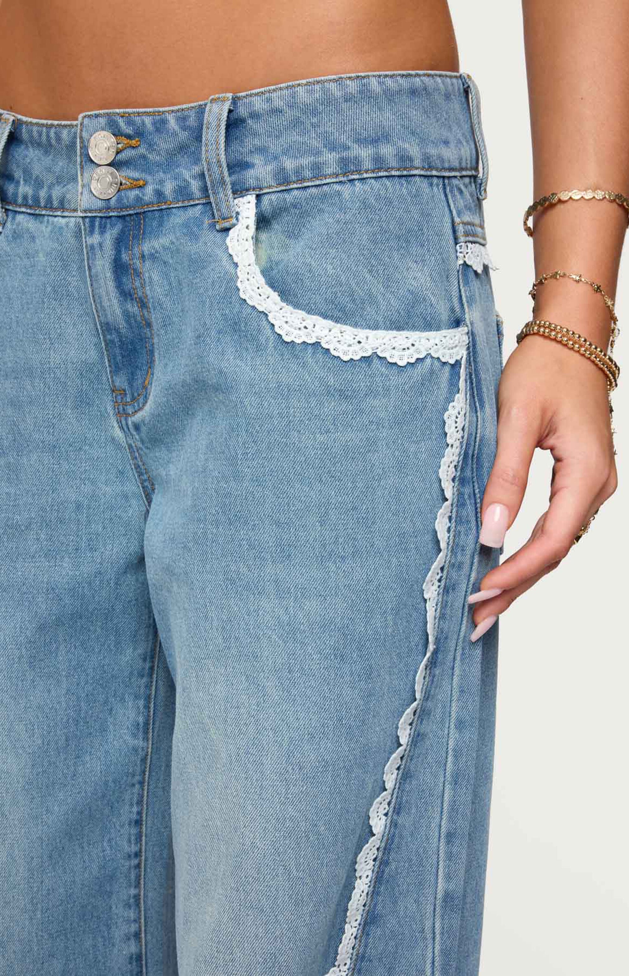Edikted Alisha Lacey Low Rise Jeans | PacSun