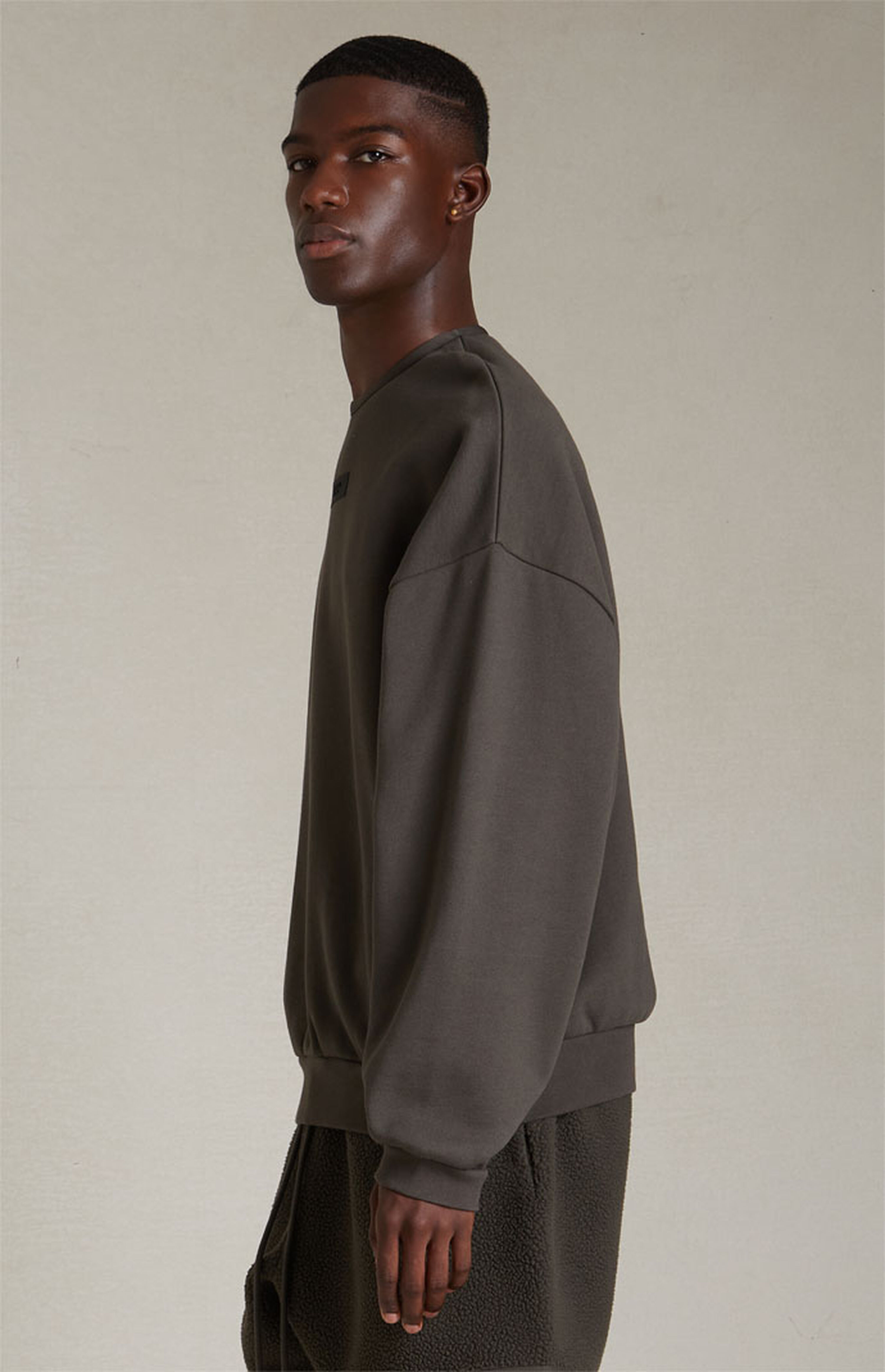 Fear of God ESSENTIALS Ink Crew Neck Sweatshirt | PacSun