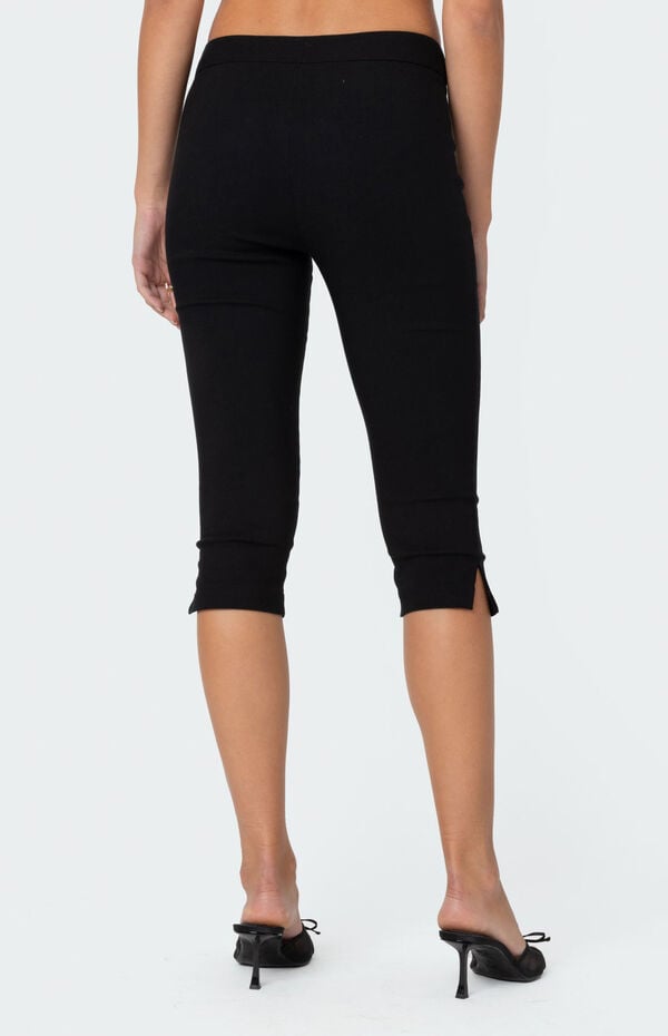 capri pants black
