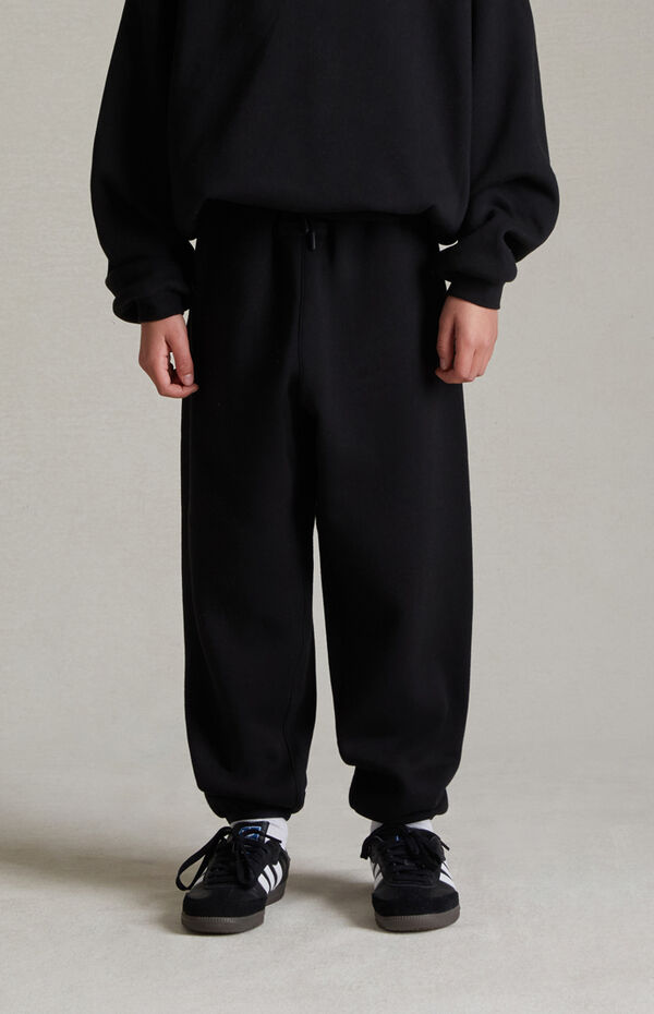 Fear of God ESSENTIALS Essentials Jet Black Sweatpants | Pacsun