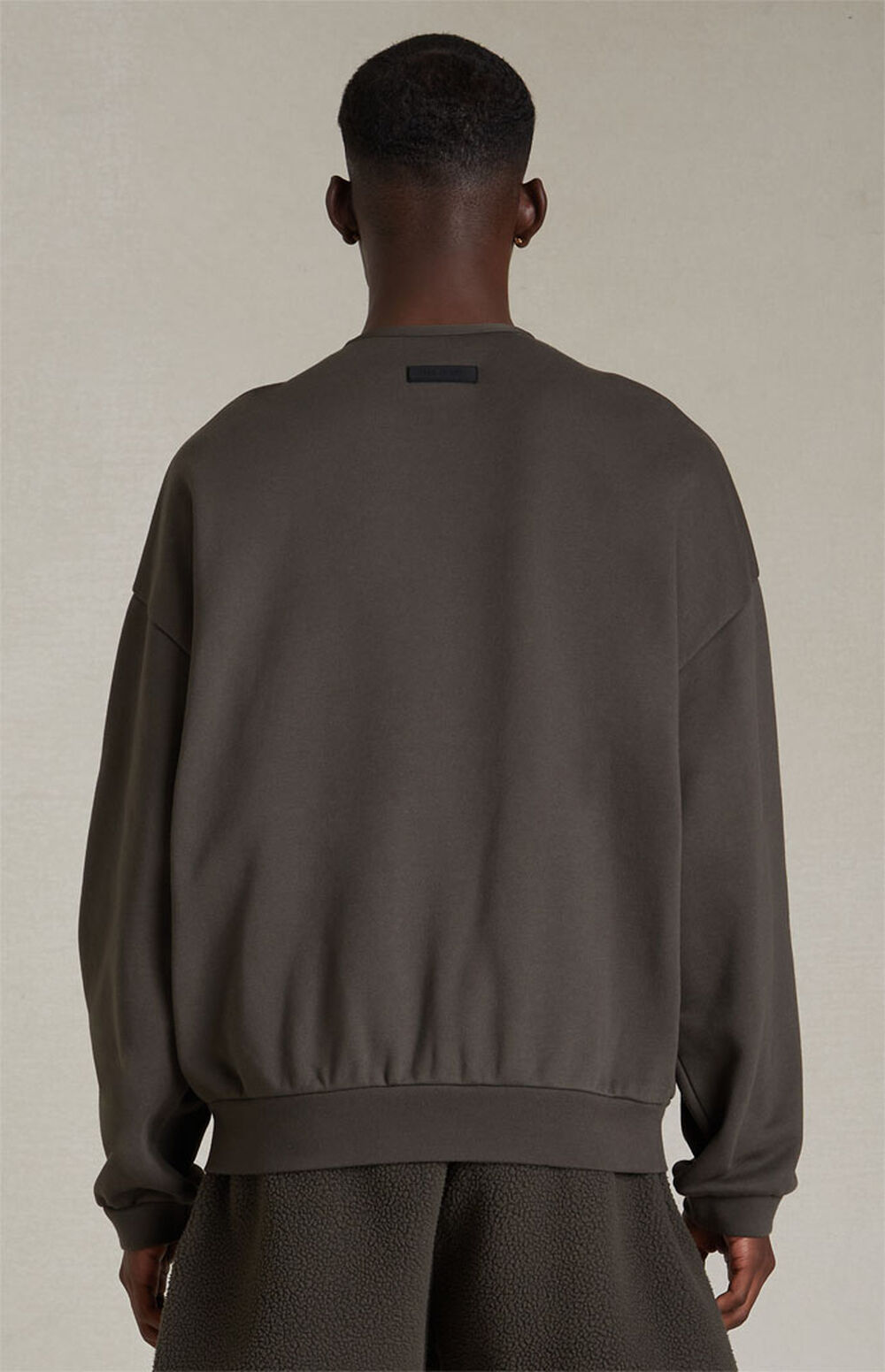 Fear of God ESSENTIALS Ink Crew Neck Sweatshirt | PacSun