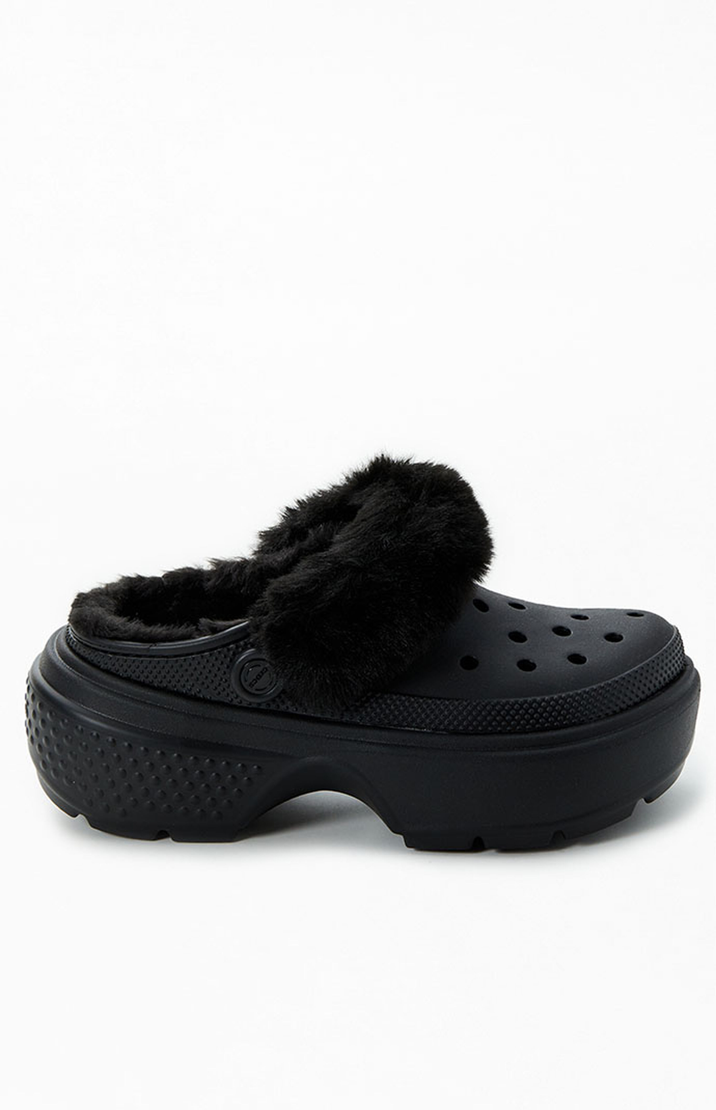 Crocs Women's Stomp Lined Clogs | PacSun