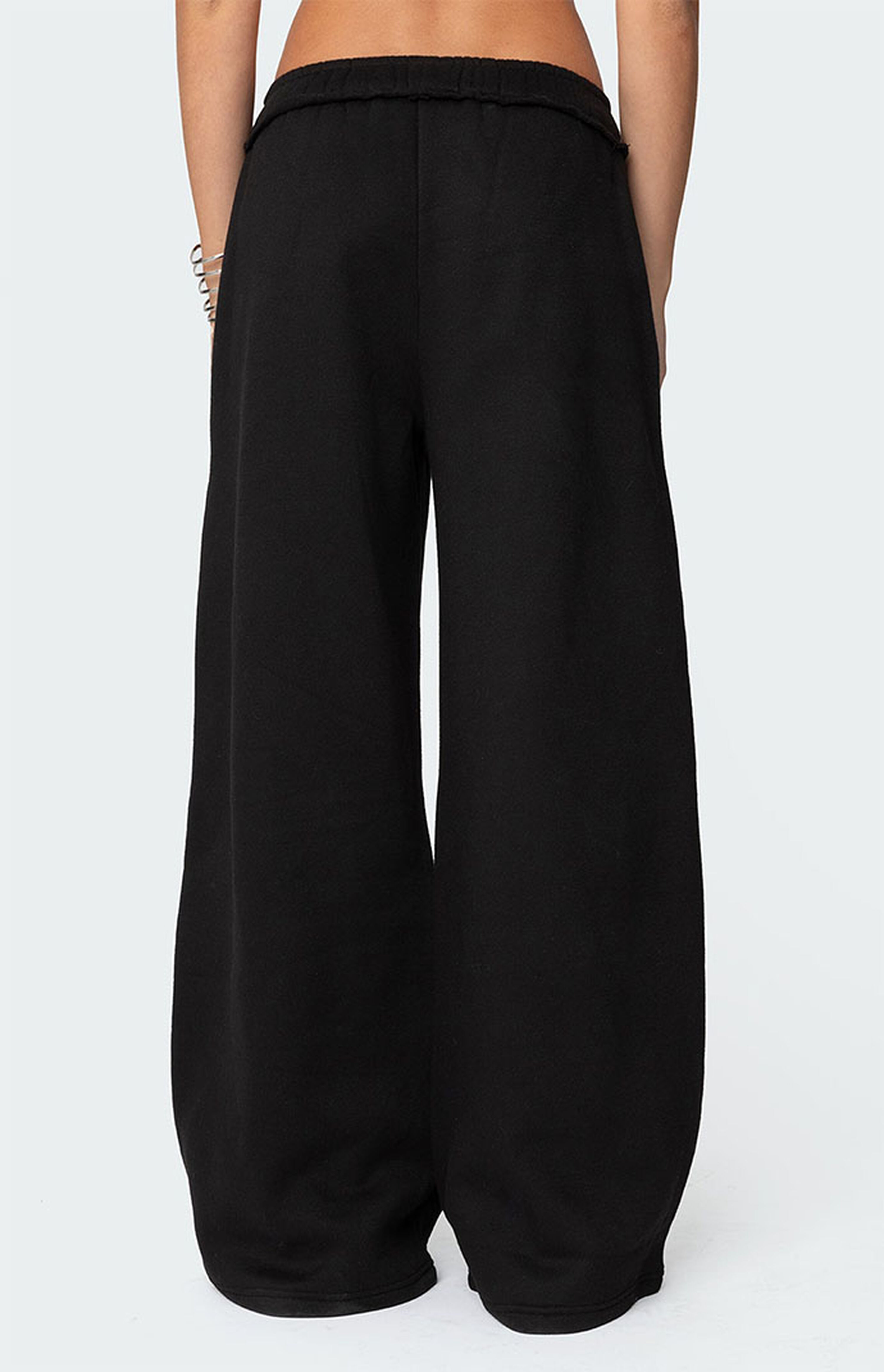 Edikted Kori Oversized Sweatpants | Pacsun