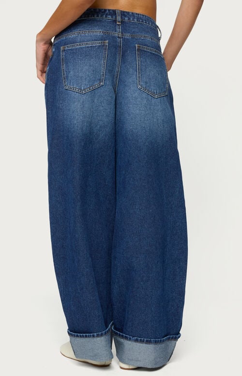 Edikted Kella Extra Oversized Low Rise Jeans | Pacsun