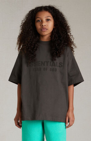Kids Fear of God Essentials Ink T-Shirt | PacSun