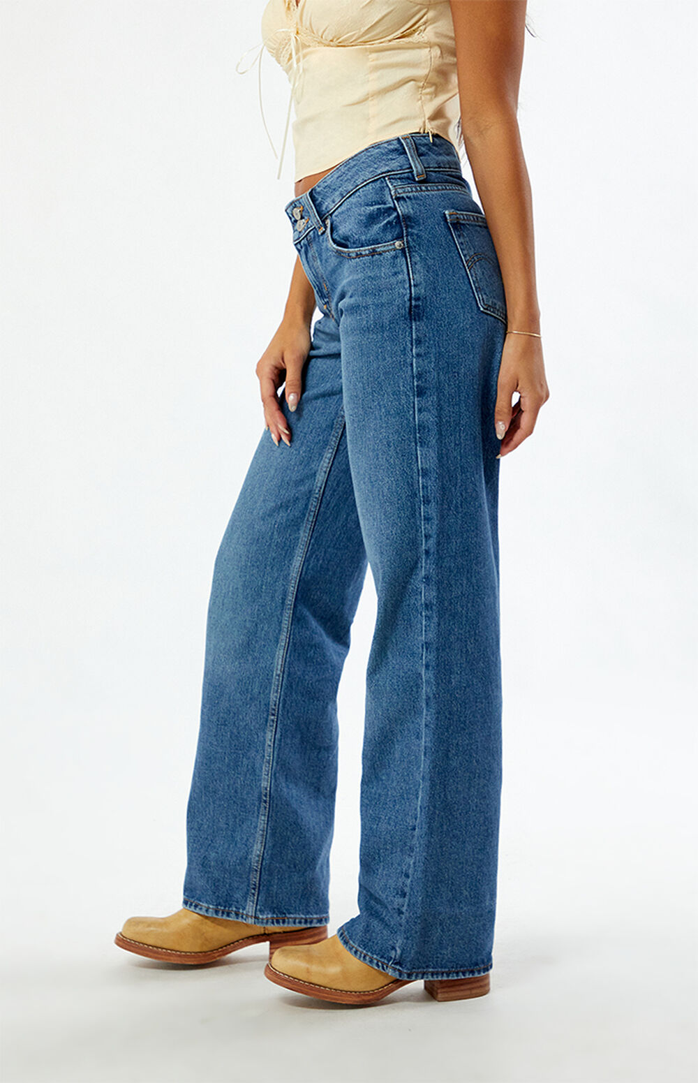 Levi's It's A Vibe Superlow Loose Jeans | PacSun