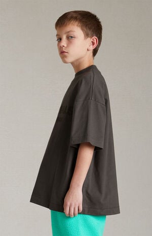 Kids Fear of God Essentials Ink T-Shirt | PacSun