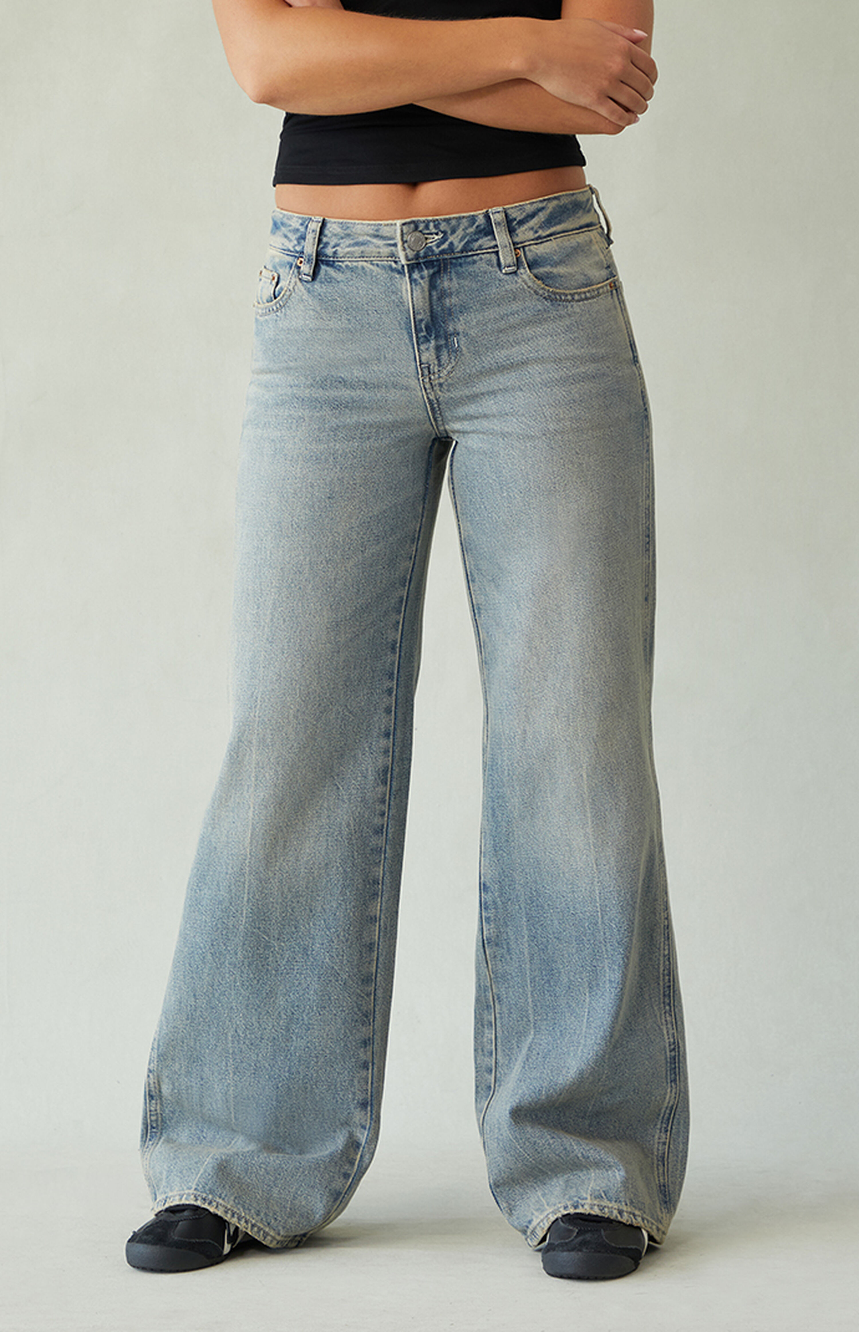 Pacsun Casey Low Rise Baggy Jeans Medium Indigo Tint | PacSun