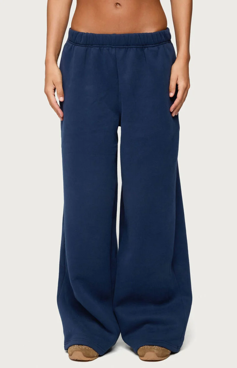 Edikted Senior Girl Straight Leg Sweatpants | Pacsun