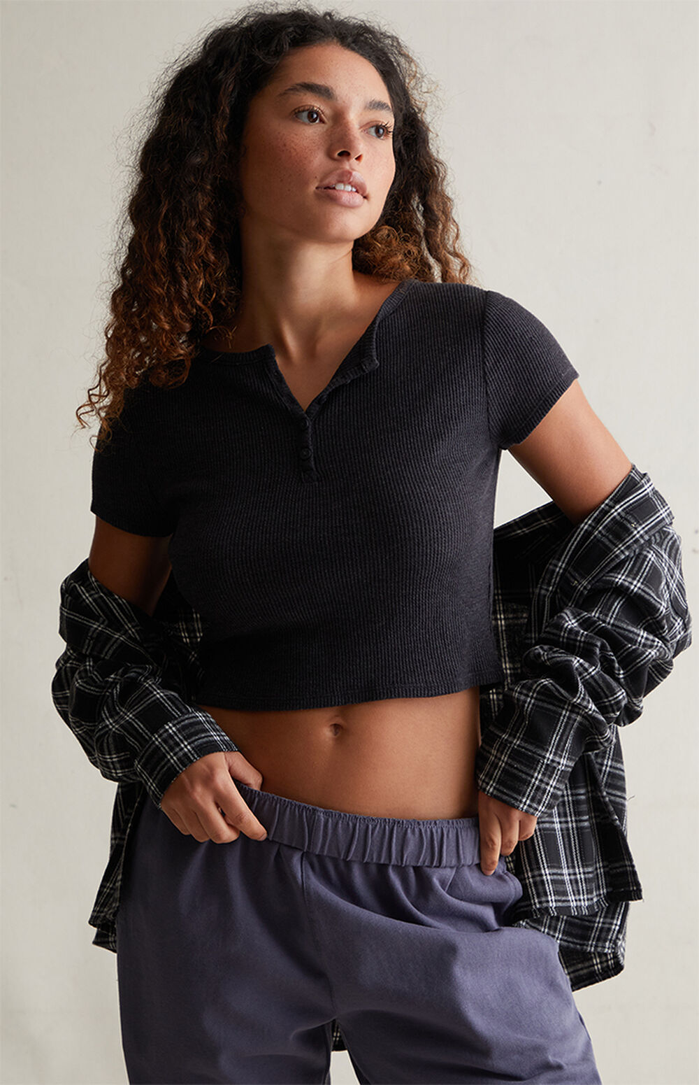 Est. PAC 1980 Gemma Waffle Knit Henley Crop Top | PacSun