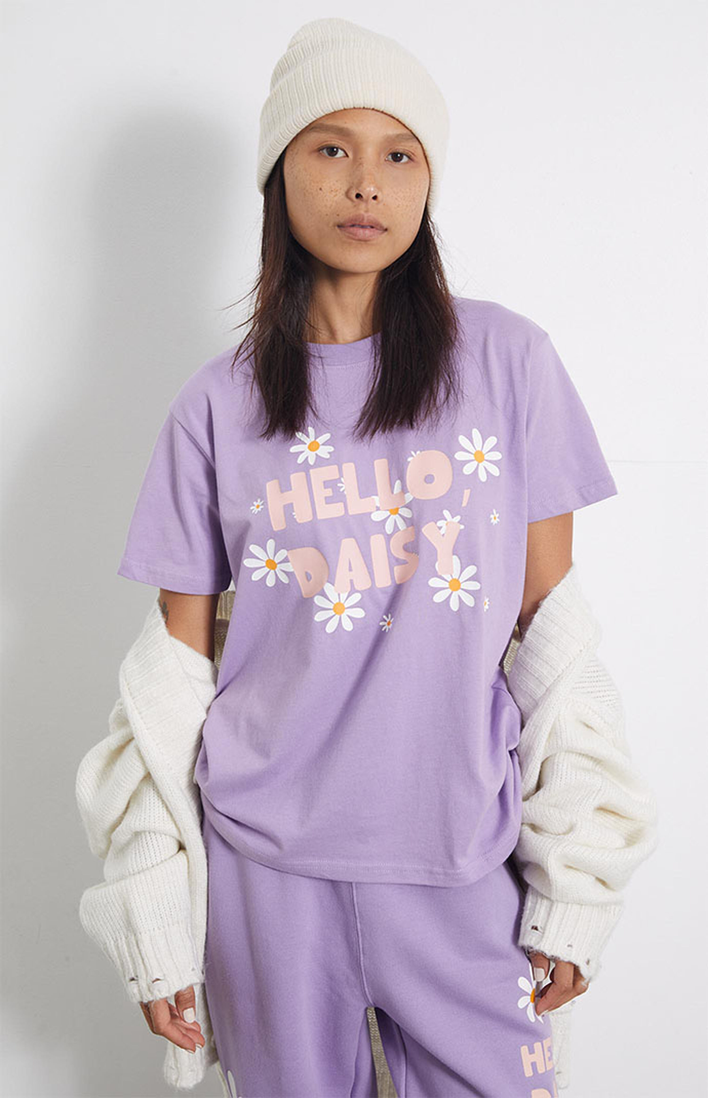 HELLO, DAISY Burst T-Shirt | PacSun