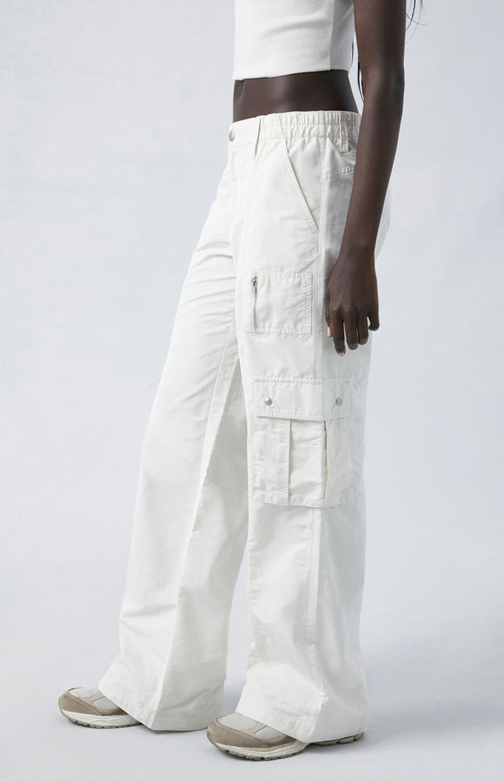 Pacsun Cream Low Rise Cargo Puddle Pants | PacSun