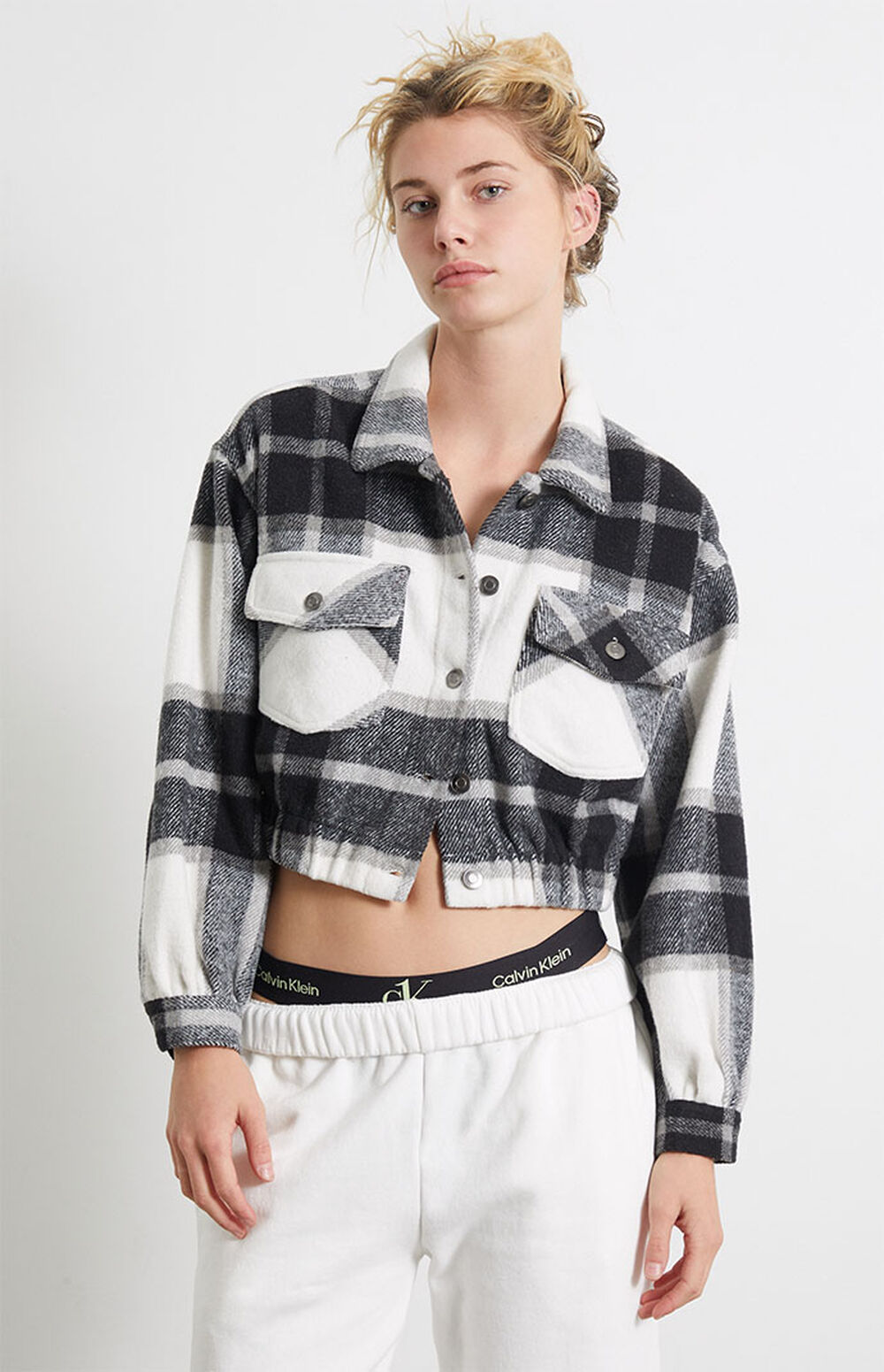 LA Hearts Plaid Cropped Shacket | PacSun