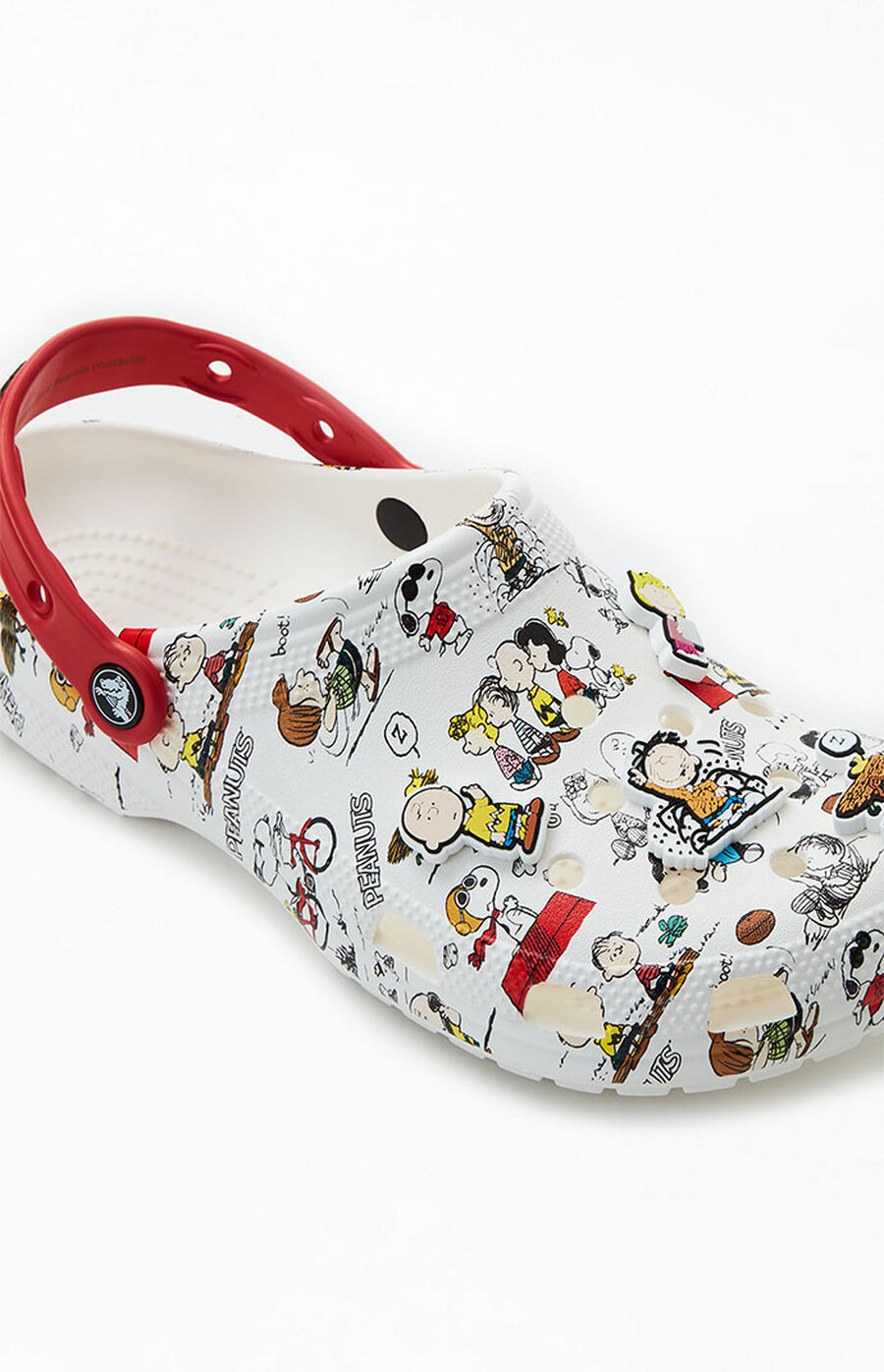 Crocs Women's Peanuts Classic Clogs | PacSun