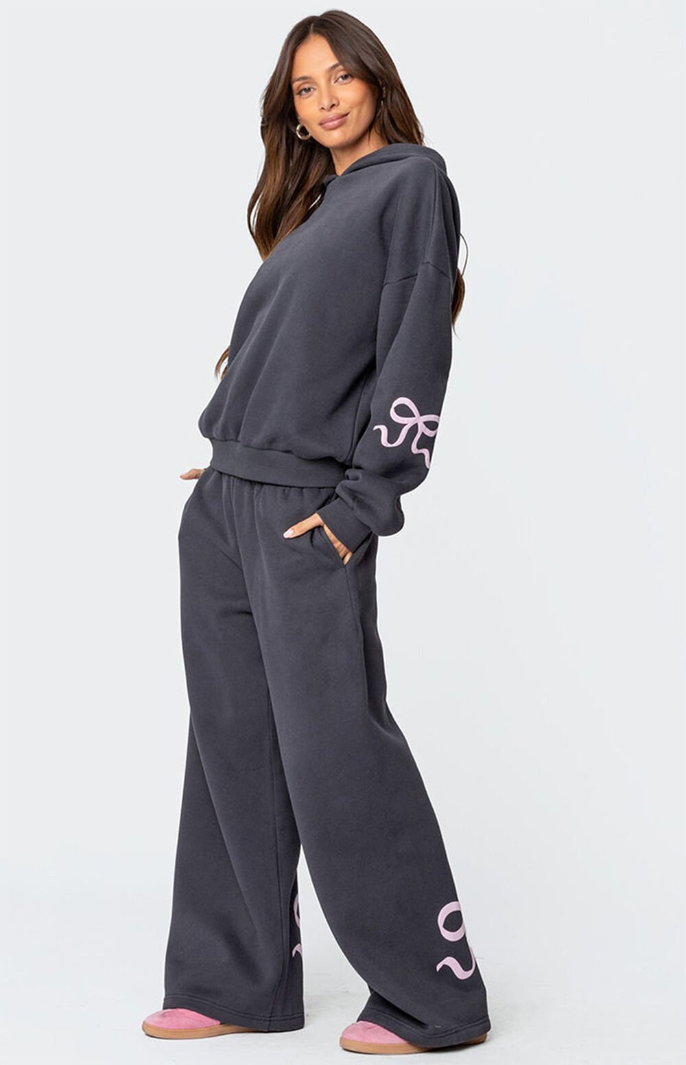 Edikted Bonney Bow Detail Sweatpants | PacSun