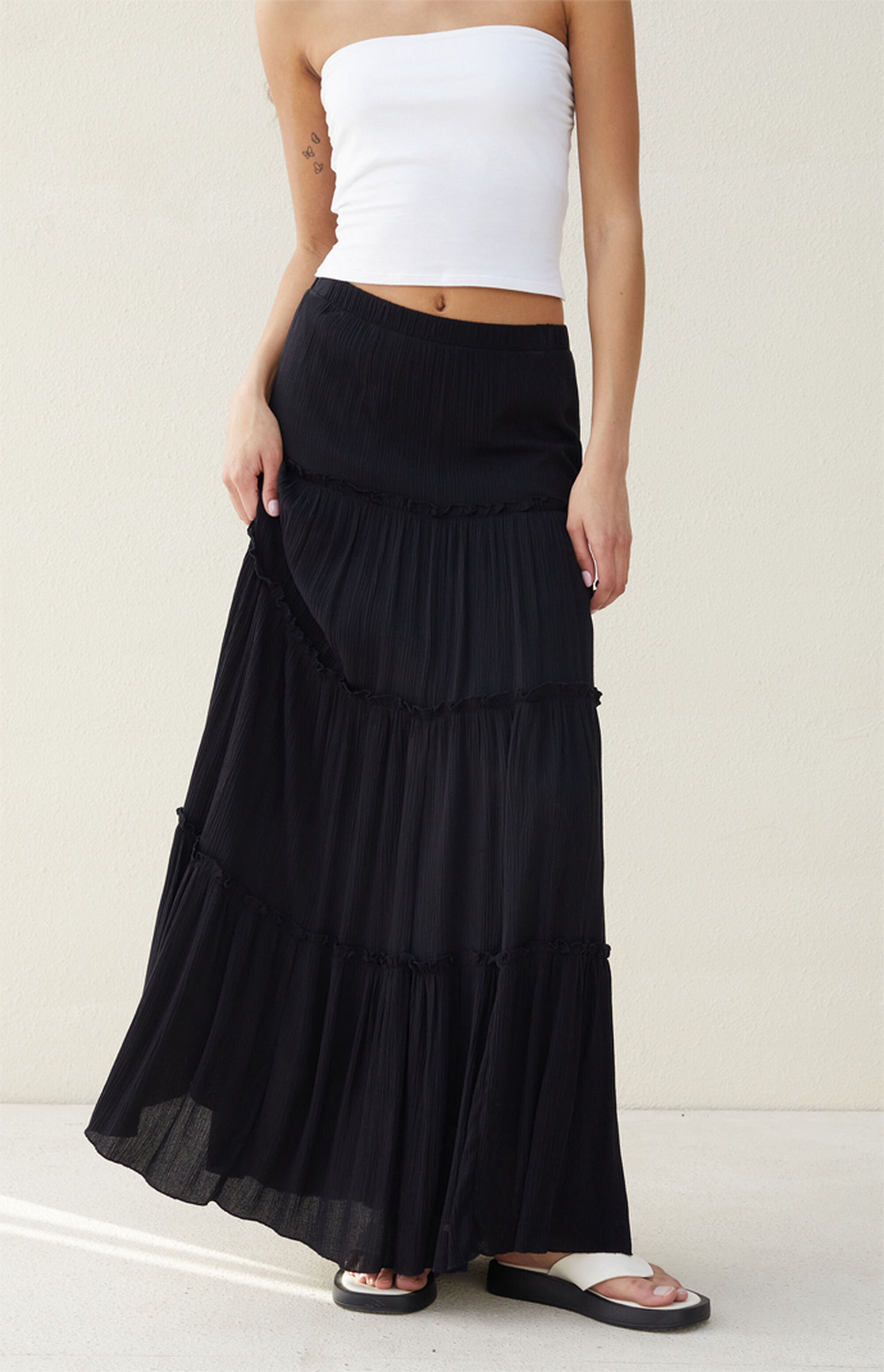Beverly and Beck Black Tiered Maxi Skirt | PacSun