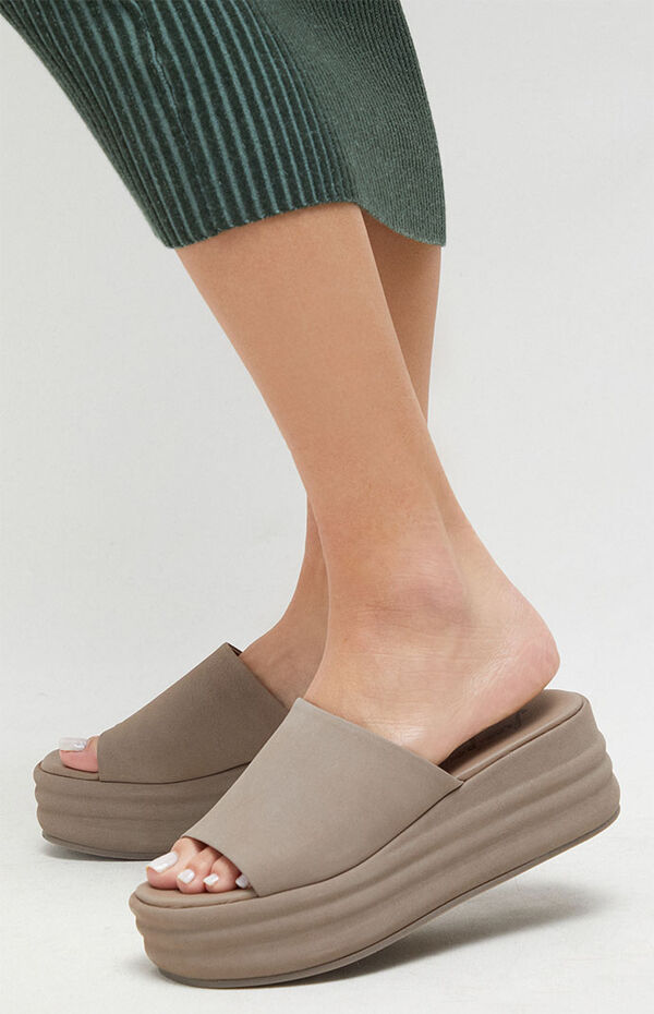 Free People Women's Harbor Platform Sandals | PacSun