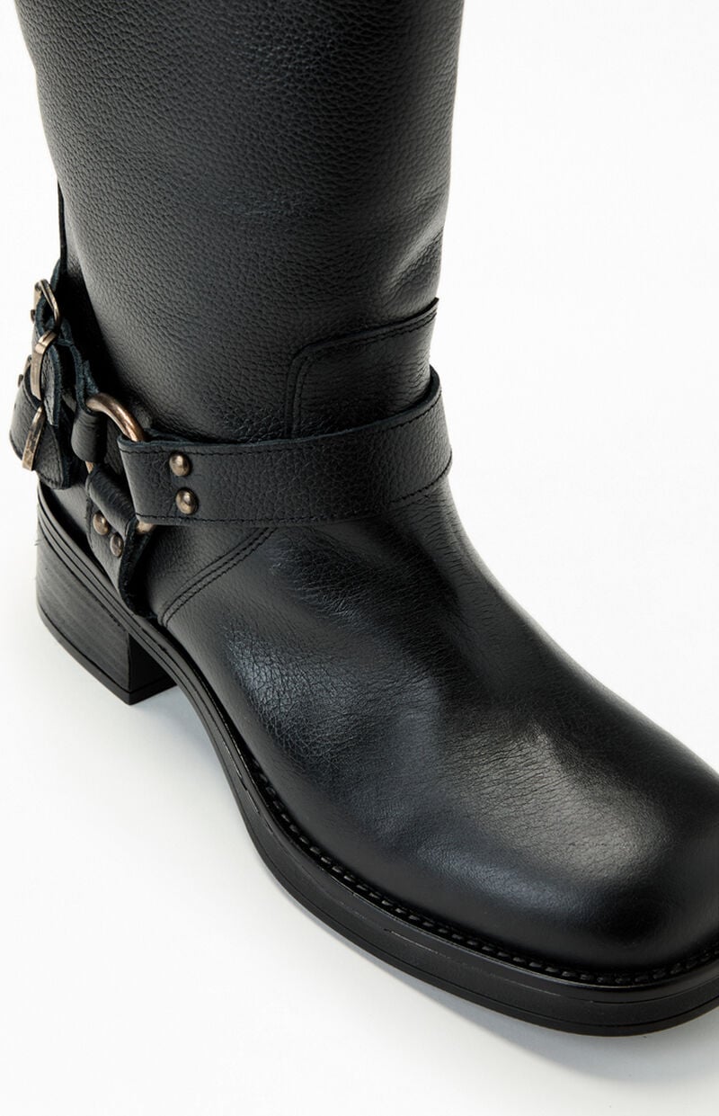 Steve Madden Women's Astor Leather Boots | PacSun