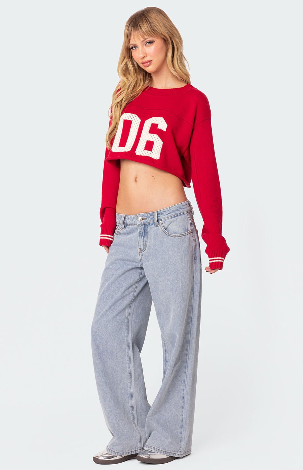 Edikted Petite Raelynn Washed Low Rise Jeans | PacSun